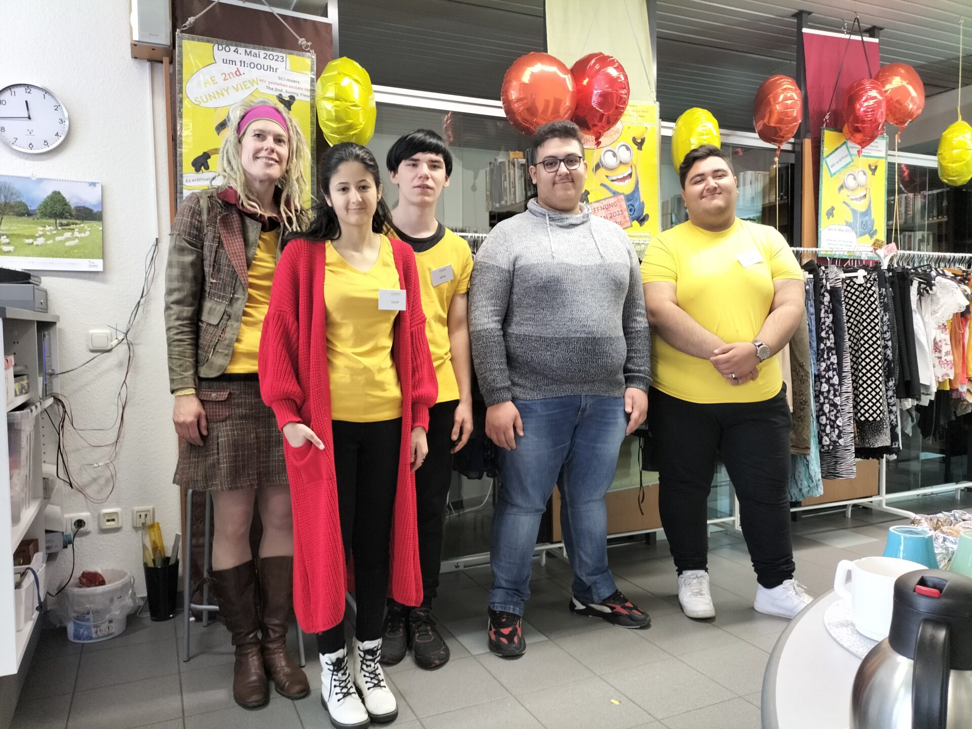 Eröffnung unser Second-Hand- Shop namens „2. Sunny View - sci:moers